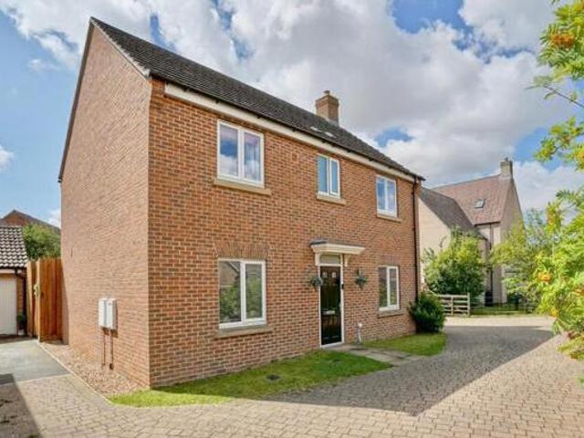 4 Bedroom Detached House For Sale In Godmanchester, Huntingdon