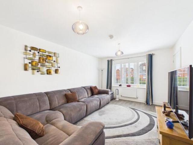 4 bedroom detached house for sale in Goldsmith Road, Churchdown, Gloucester, Gloucestershire, GL3