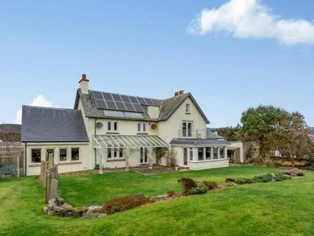 4 bedroom detached house for sale in Golf Road Brora Sutherland KW9