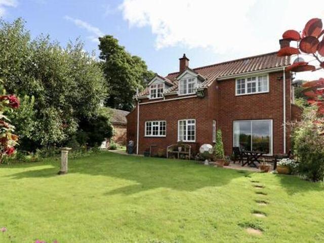 4 Bedroom Detached House For Sale In Goodmanham