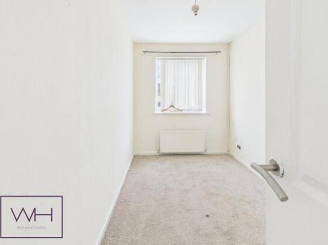 4 bedroom detached house for sale in Goodison Boulevard, DN4