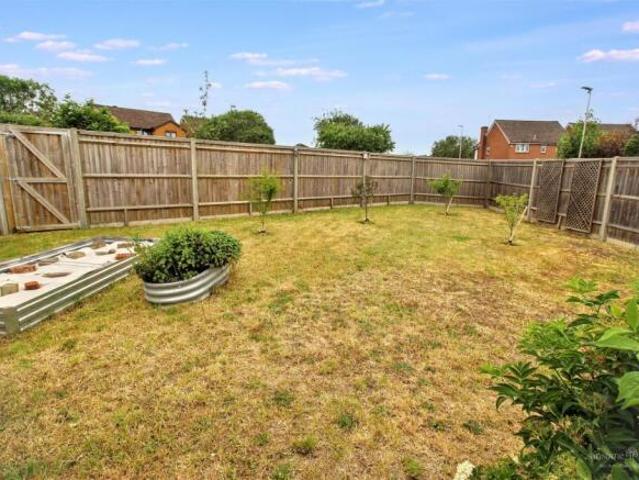 4 bedroom detached house for sale in Goodliffe Gardens, Tilehurst, Reading, RG31