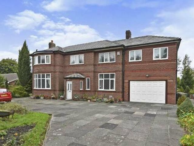 4 bedroom detached house for sale in Gorsey Lane AshtonunderLyne OL6