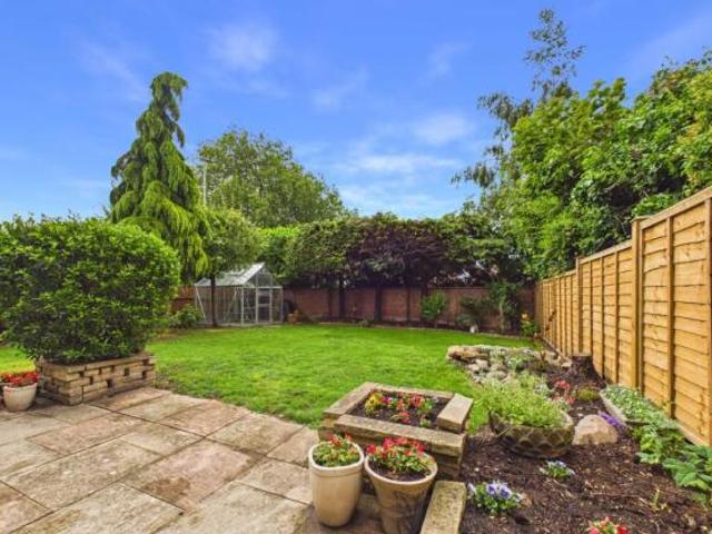 4 bedroom detached house for sale in Gambier Parry Gardens, Gloucester, GL2