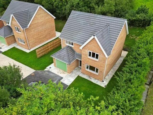 4 Bedroom Detached House For Sale In Garnant, Ammanford