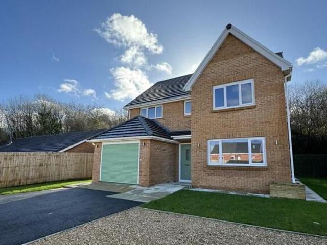 4 Bedroom Detached House For Sale In Garnant, Ammanford
