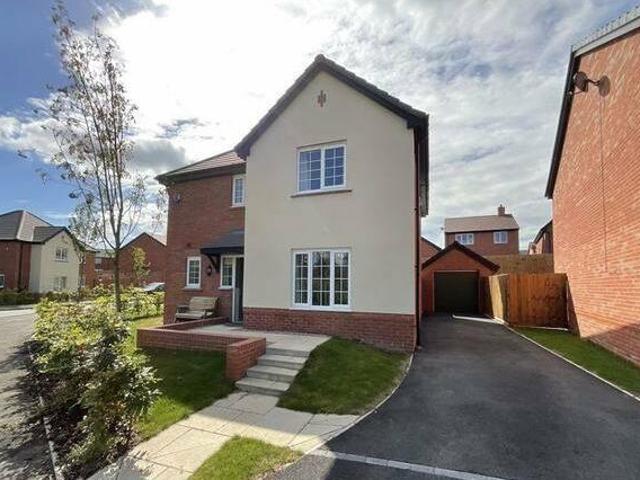 4 bedroom detached house for sale in George Edward Road Shavington Cheshire CW2
