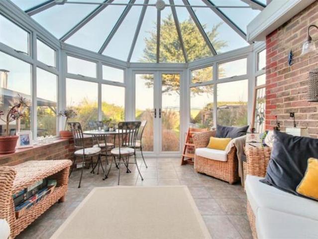 4 bedroom detached house for sale in Georgia Avenue, Worthing, BN14