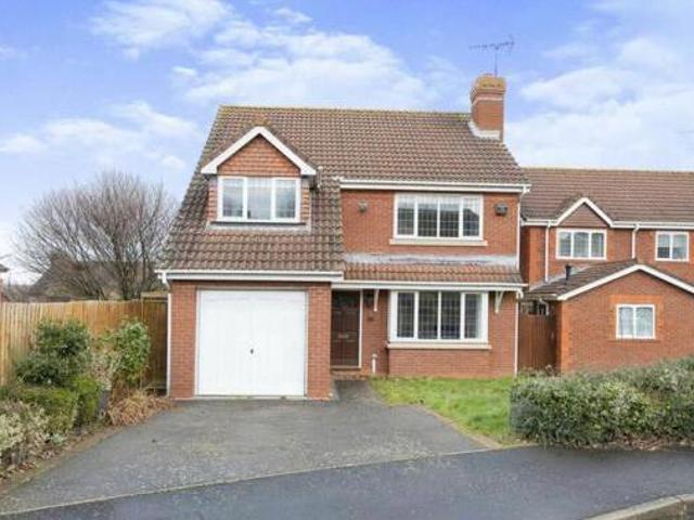 4 Bedroom Detached House For Sale In Gibbett Hill
