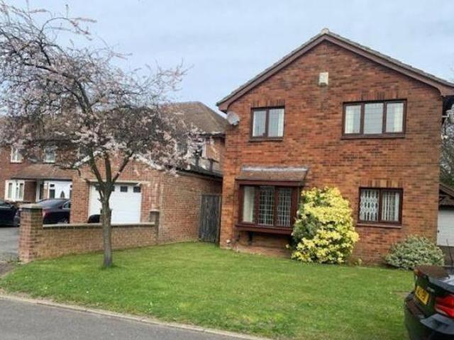 4 Bedroom Detached House For Sale In Gillingham, Kent