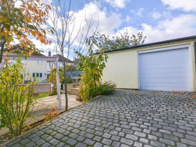 4 bedroom detached house for sale in Glynde Way, Southend On Sea, SS2