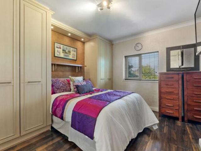 4 bedroom detached house for sale in Glazebrook Lane, Glazebrook, WA3