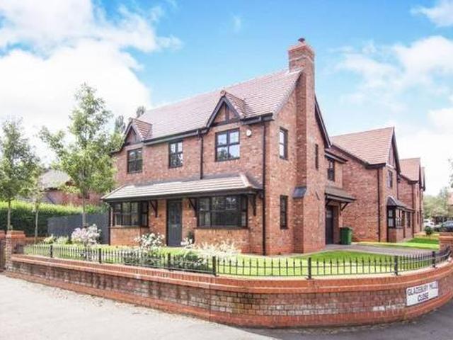 4 bedroom detached house for sale in Glazebury Mill Close Glazebury WA3 WA3