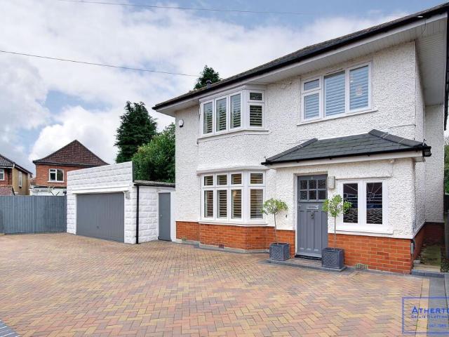 4 bedroom detached house for sale in Glenmoor Road, Bournemouth, BH9
