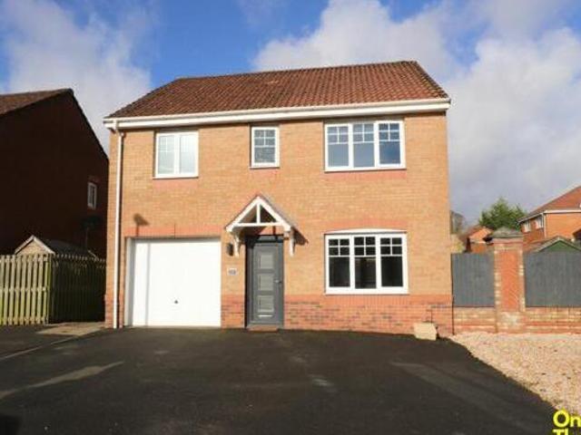 4 Bedroom Detached House For Sale In Glenboig