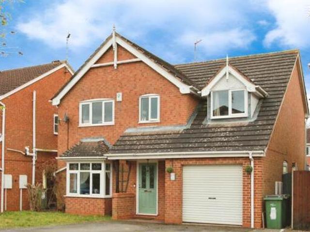 4 Bedroom Detached House For Sale In Glenfield, Leicester