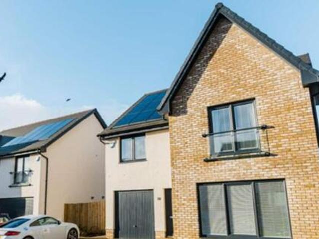 4 Bedroom Detached House For Sale In Glenluce Drive, Bishopton