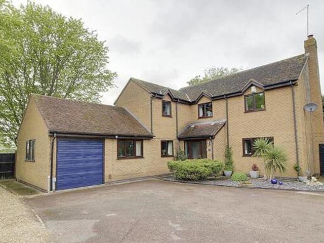 4 Bedroom Detached House For Sale In Glinton