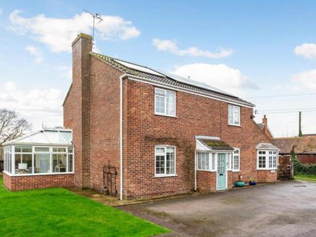 4 Bedroom Detached House For Sale In Gloucester
