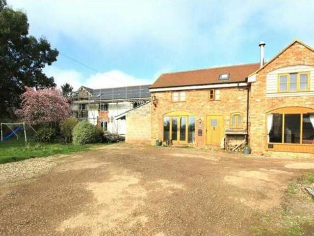 4 Bedroom Detached House For Sale In Gloucester, Glocestershire