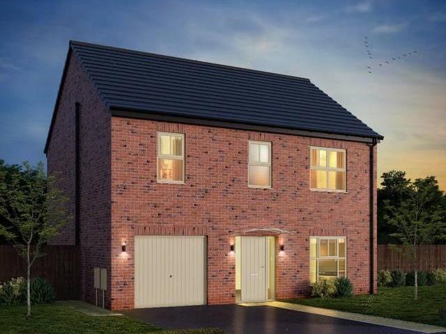 4 bedroom detached house for sale in Grafton Road Burton on Trent DE15 DE15