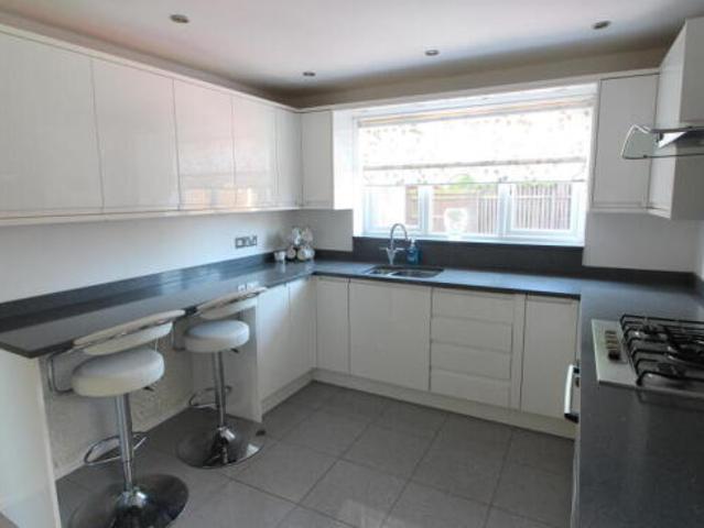 4 bedroom detached house for sale in Granborne Chase, Liverpool, L32
