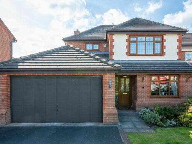 4 Bedroom Detached House For Sale In Grange Moor