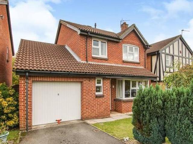 4 bedroom detached house for sale in Grangeville Close Longwell Green Bristol BS30 BS30