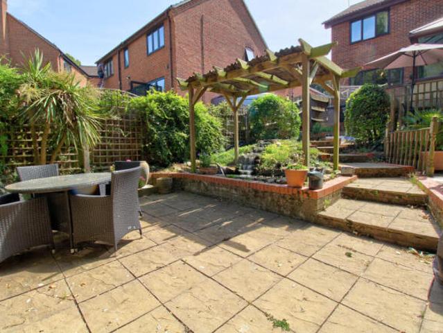 4 bedroom detached house for sale in Grantham Crescent, Ipswich, IP2