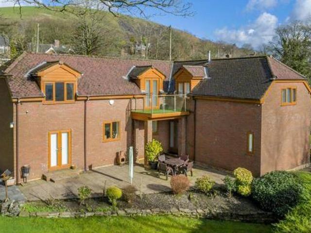 4 Bedroom Detached House For Sale In Grasscroft