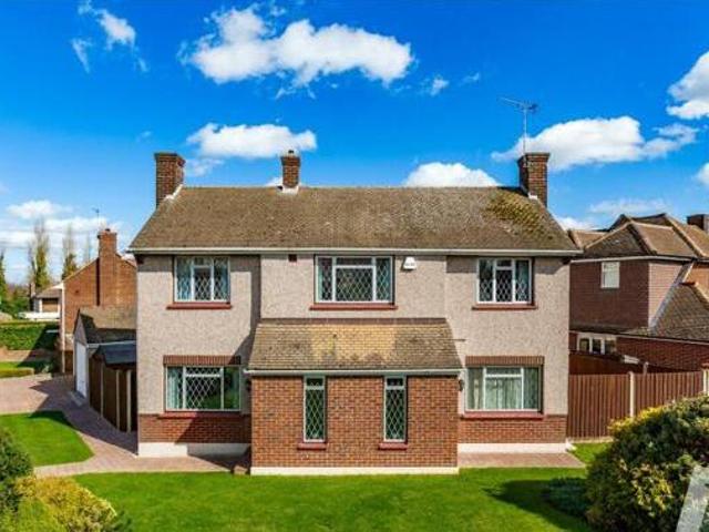 4 Bedroom Detached House For Sale In Gravesend, Kent
