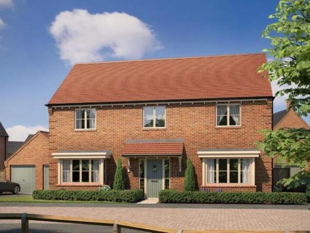 4 bedroom detached house for sale in Graze Hill, Bedford, MK44 2FL, MK44