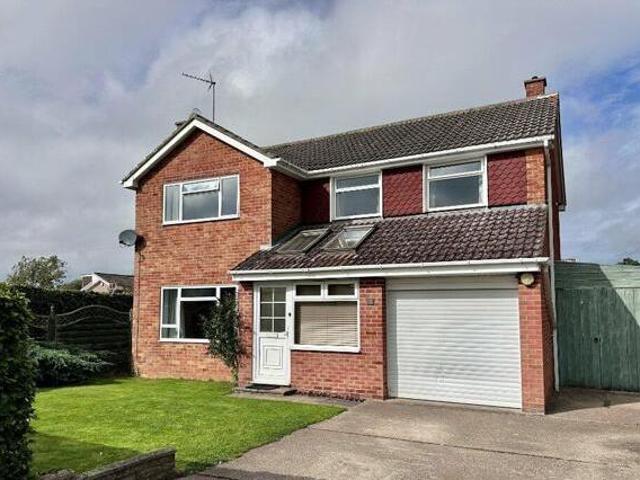 4 Bedroom Detached House For Sale In Great Ayton