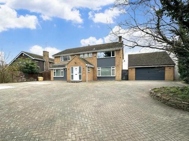 4 Bedroom Detached House For Sale In Great Billing Village