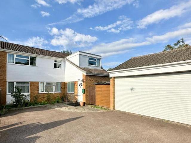 4 Bedroom Detached House For Sale In Great Glen