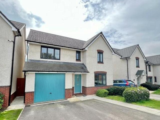 4 Bedroom Detached House For Sale In Great Oldbury