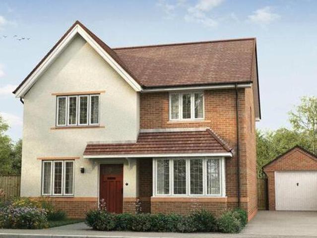 4 Bedroom Detached House For Sale In Great North Road