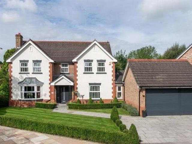 4 Bedroom Detached House For Sale In Great Warford