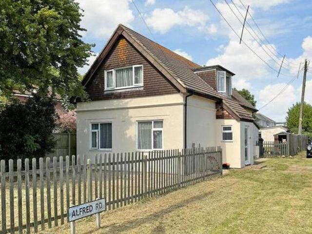4 Bedroom Detached House For Sale In Greatstone