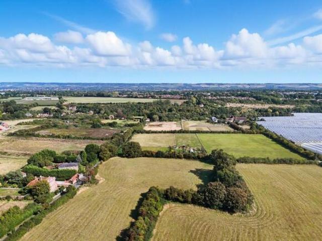 4 bedroom detached house for sale in Green Lane, Maidstone, Kent, ME17