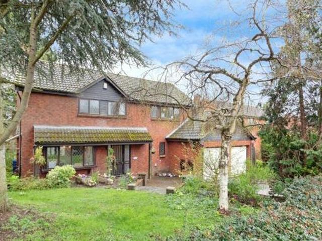 4 Bedroom Detached House For Sale In Greenleys