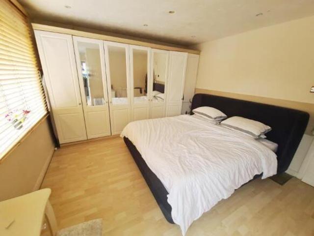 4 bedroom detached house for sale in Greenside Lane, Droylsden, M43