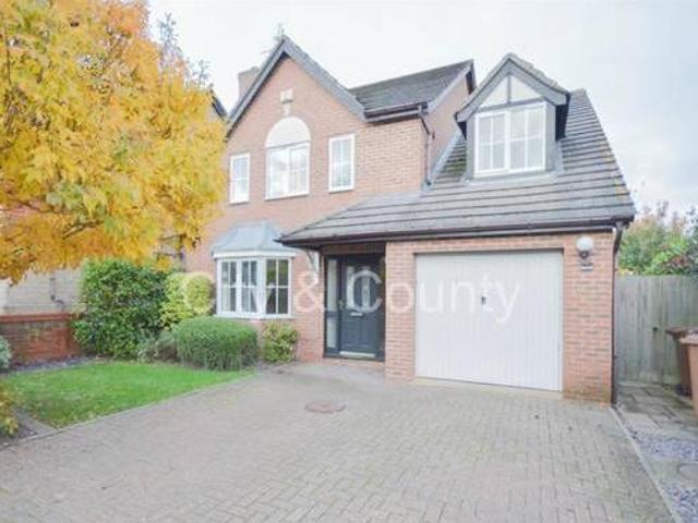 4 bedroom detached house for sale in Gretton Close Botolph Green Peterborough PE2