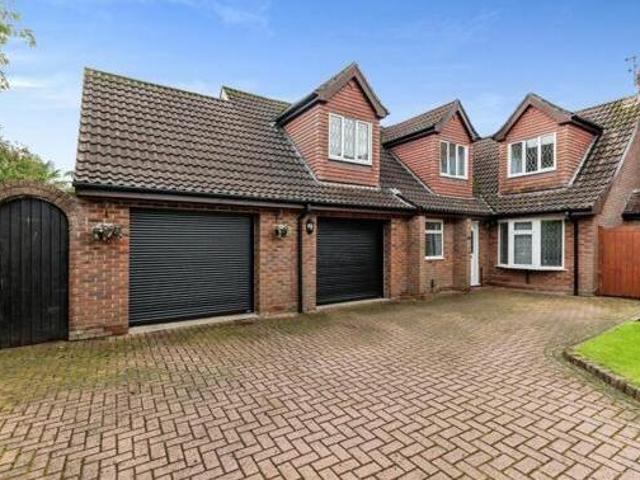 4 Bedroom Detached House For Sale In Grimsby, Lincolnshire