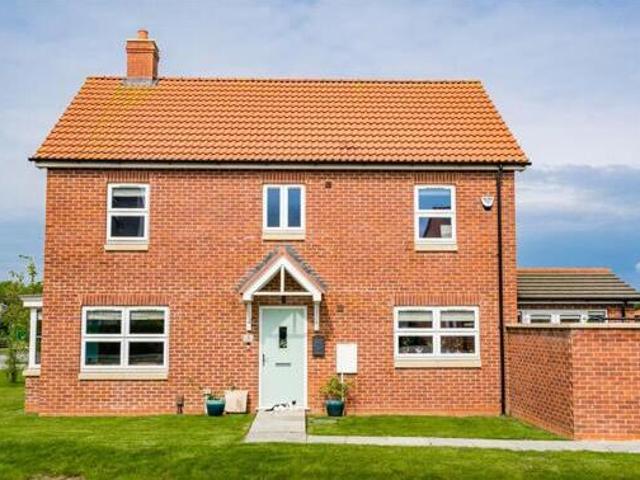 4 Bedroom Detached House For Sale In Grimsby, Lincolnshire
