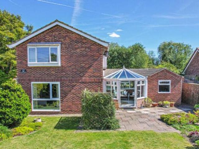 4 Bedroom Detached House For Sale In Grove