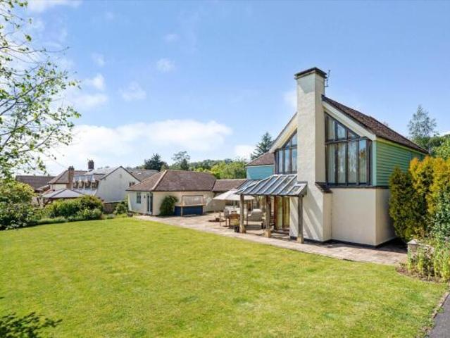 4 bedroom detached house for sale in Grove Avenue, Coombe Dingle, Bristol, BS9