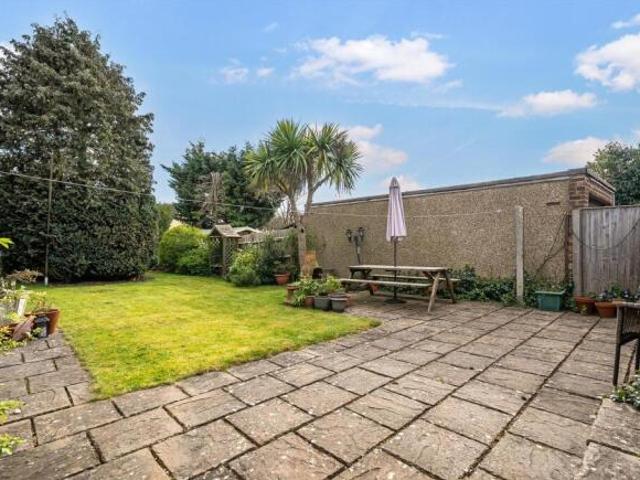 4 bedroom detached house for sale in Grove Green Road, Weavering, Bearsted, ME14