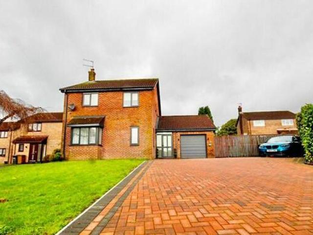 4 Bedroom Detached House For Sale In Grove Park