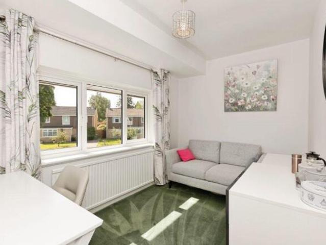 4 bedroom detached house for sale in Grovelands Barnwood, Gloucester, GL4 3JF, GL4